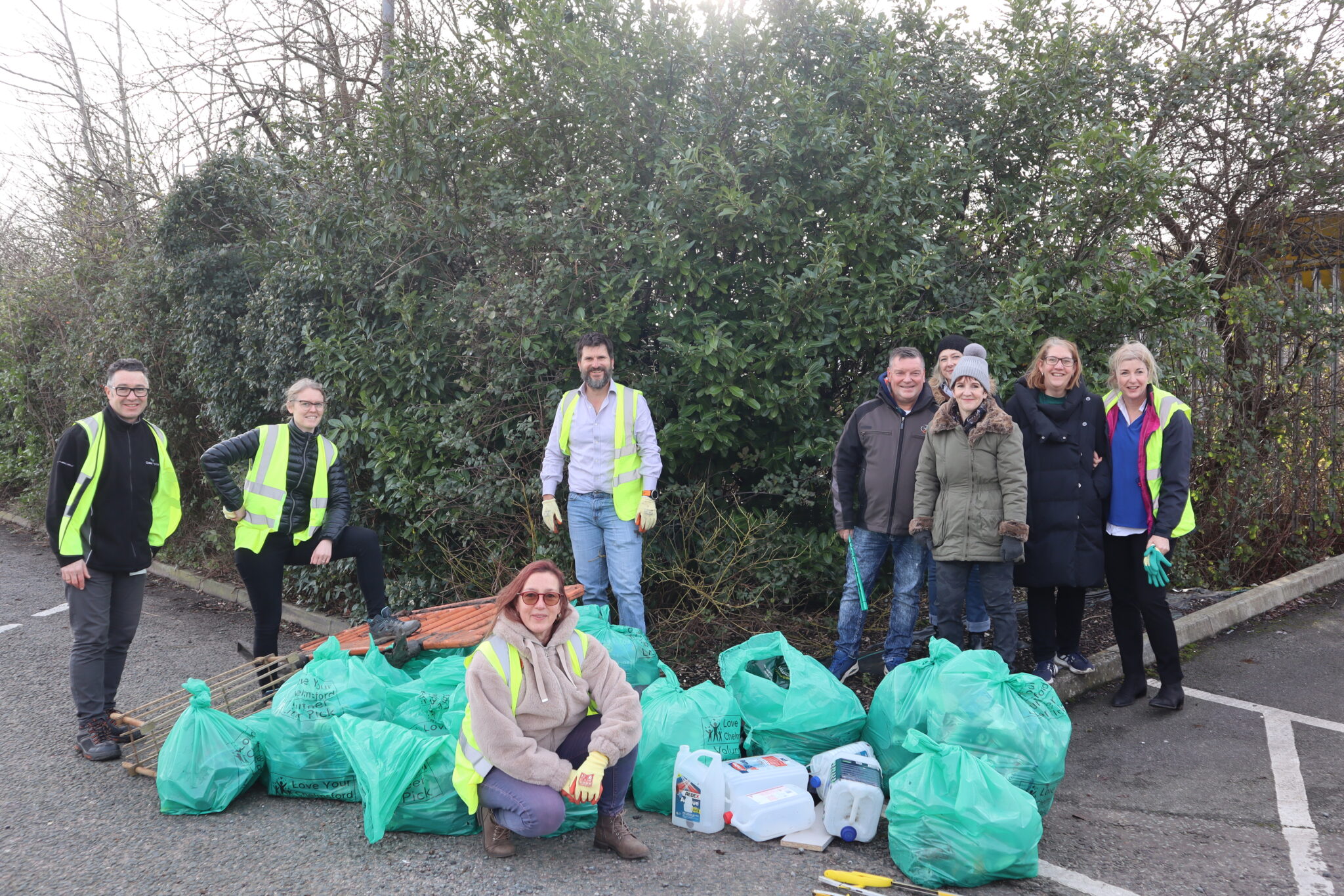 Clean Up at Springfield Business Park - Love Your Chelmsford